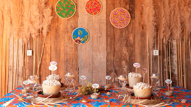 Decoração de parede Junina por Karla Amadori